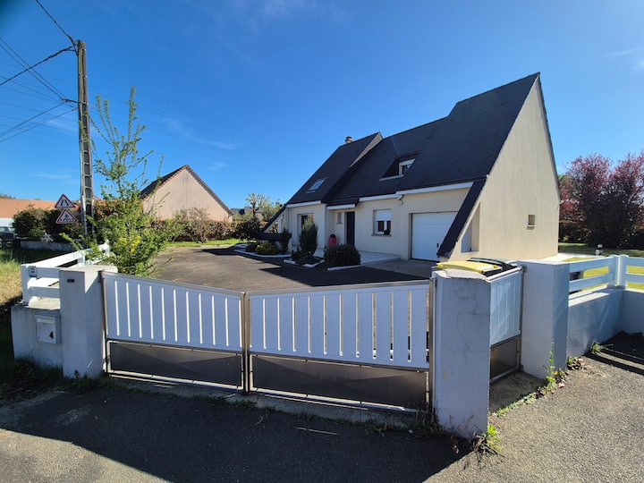 Maison 8 Pers - 4 Ch - Piscine - 7mn Du Circuit - Le Mans