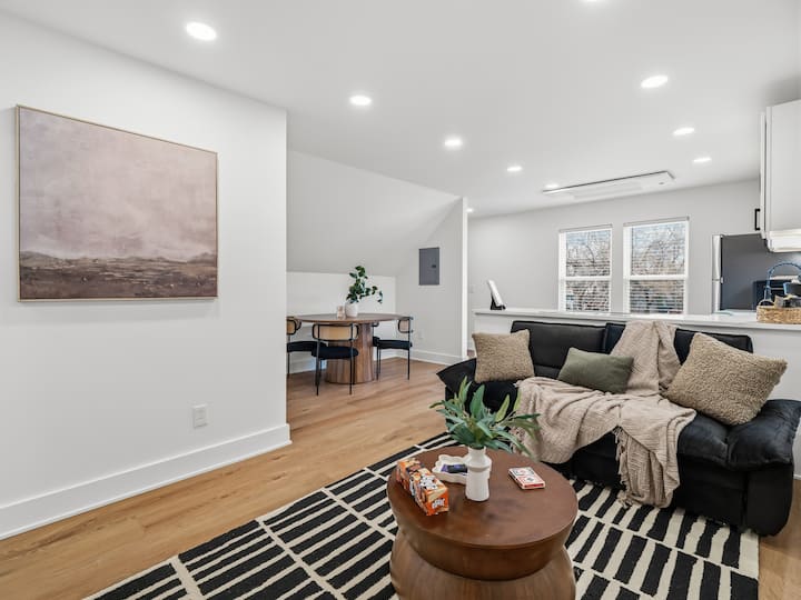 Modern Boho Escape | Prime Ohio City Stay - Cleveland, OH