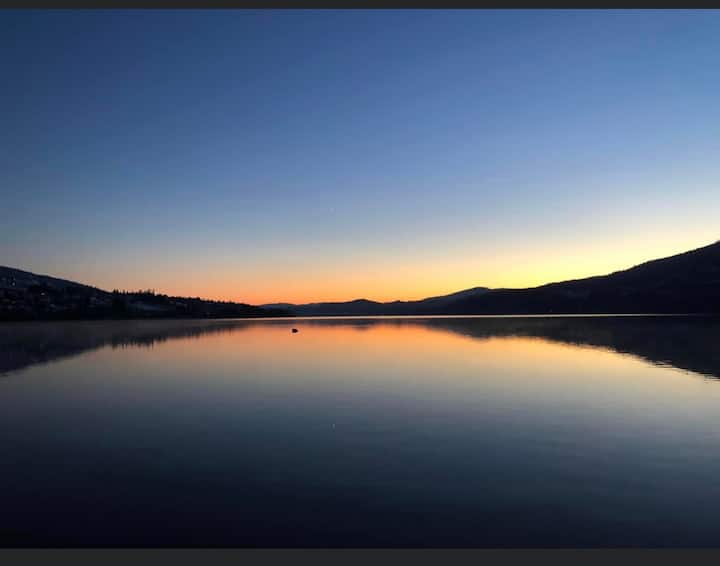 Dayzonthelake - Little Cozy Lakefront Cottage - Lake Country