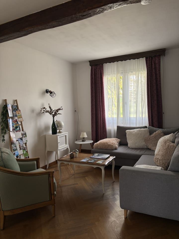 Maison Chaleureuse 2 Chambres - Baume-les-Dames