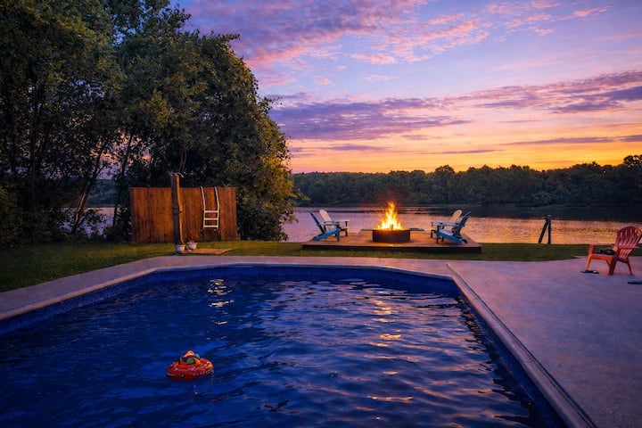 Riverfront Terrace W/ Pool, Boat Slip, Kayaks +Bbq - Jackson, SC