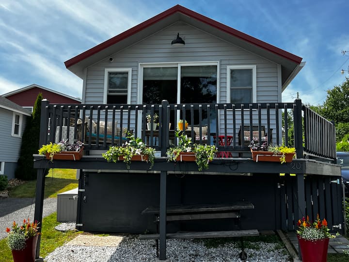 The Snug - Belmont, NH