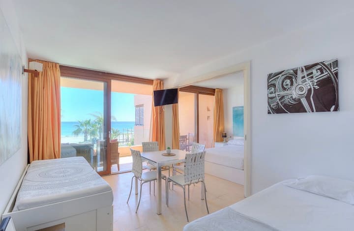 1 Min Walk To Ushuaia And Hi Apartment Bossa Beach - Ibiza