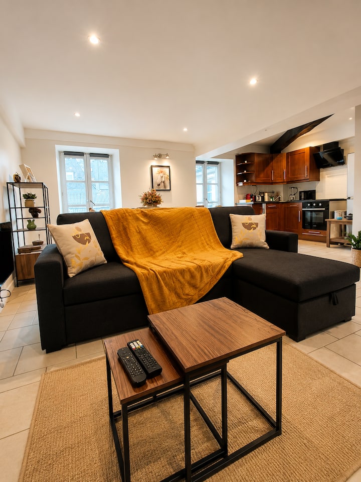 Le Duplex. Thionville Centre Gare à Pied - Thionville