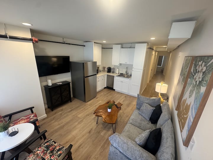 Stylish 2br Retreat | Concrete & Canopy - Ameristar Casino Resort Spa St. Charles