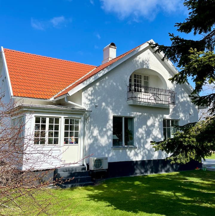 Privat Villa Med Stor Trädgård - Trelleborg