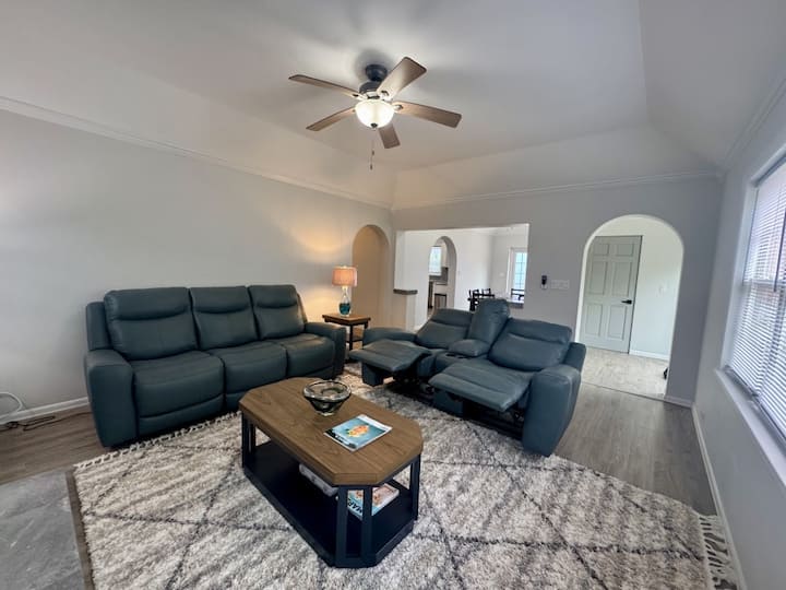 A Pleasant Dream - Newly Renovated! - Bermuda