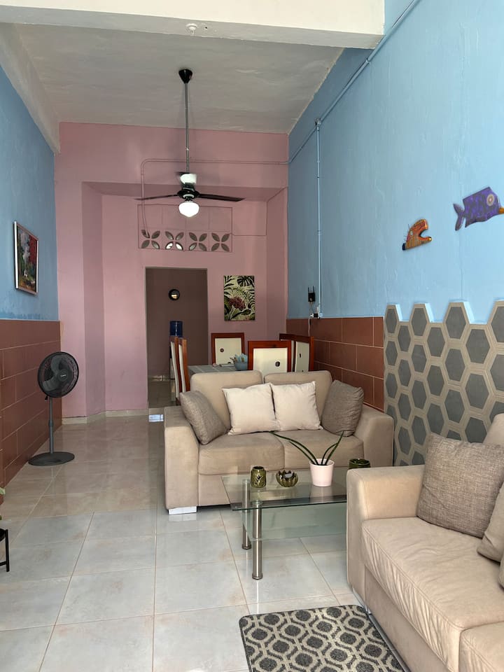 Zona Colonial Large 2br Ac Hot Water Wi-fi W/patio - Santo Domingo (Dominican Republic)