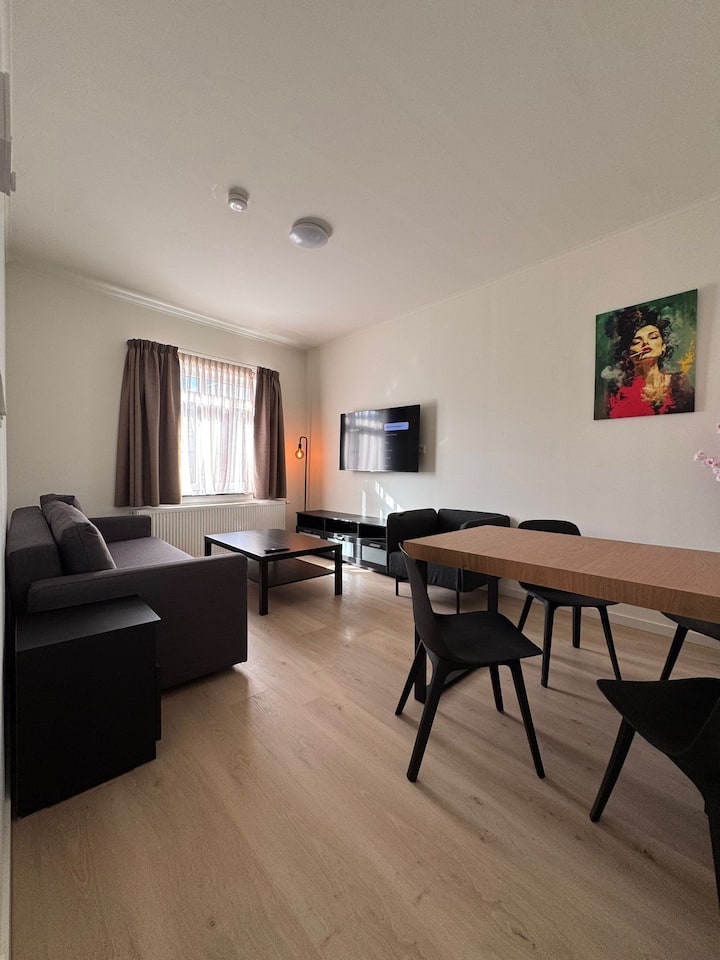 Luxury 2br Stay Heart Of Enschede | Self Check-in - Losser