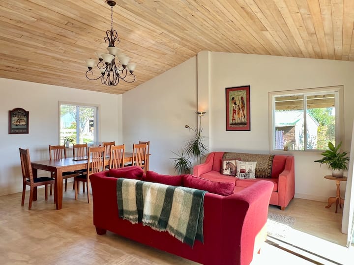 Rambler’s Rest; Private, Secluded Rural Retreat. - Raglan