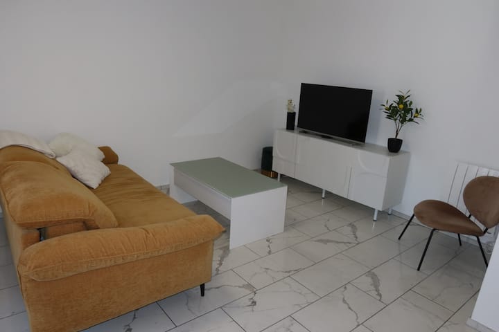 T2 Meublé Proche Frontière Genève Avec Parking - Gaillard