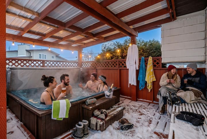 Retro Pool Club, Hot Tub, Sauna & Game Room - Edmonton, Canada