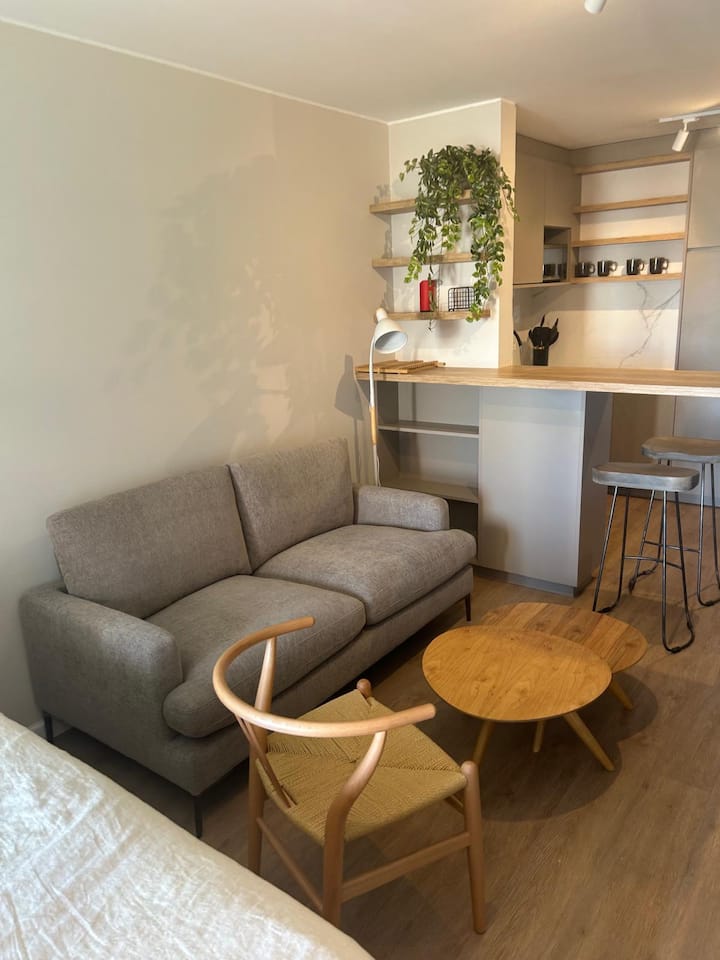 Estudio Equipado En Zona Wtc, A Pasos De La Rambla - Montevideo