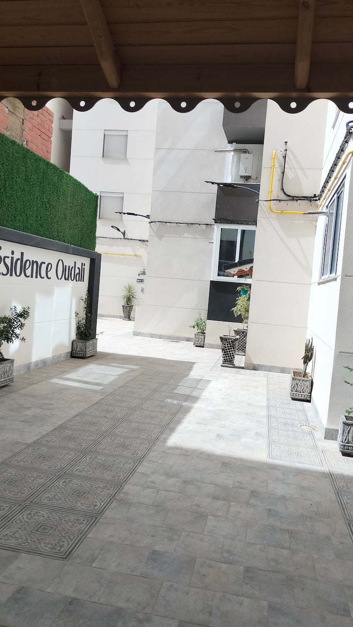 F2 Paix, Familial 
 Et Propreté - Béjaïa