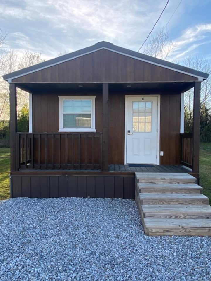 Cosy Cabin #4 - Macon, MS