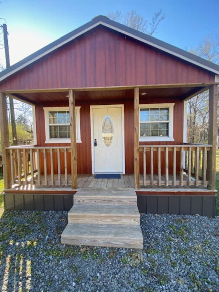 Cosy Cabin #1 - Macon, MS