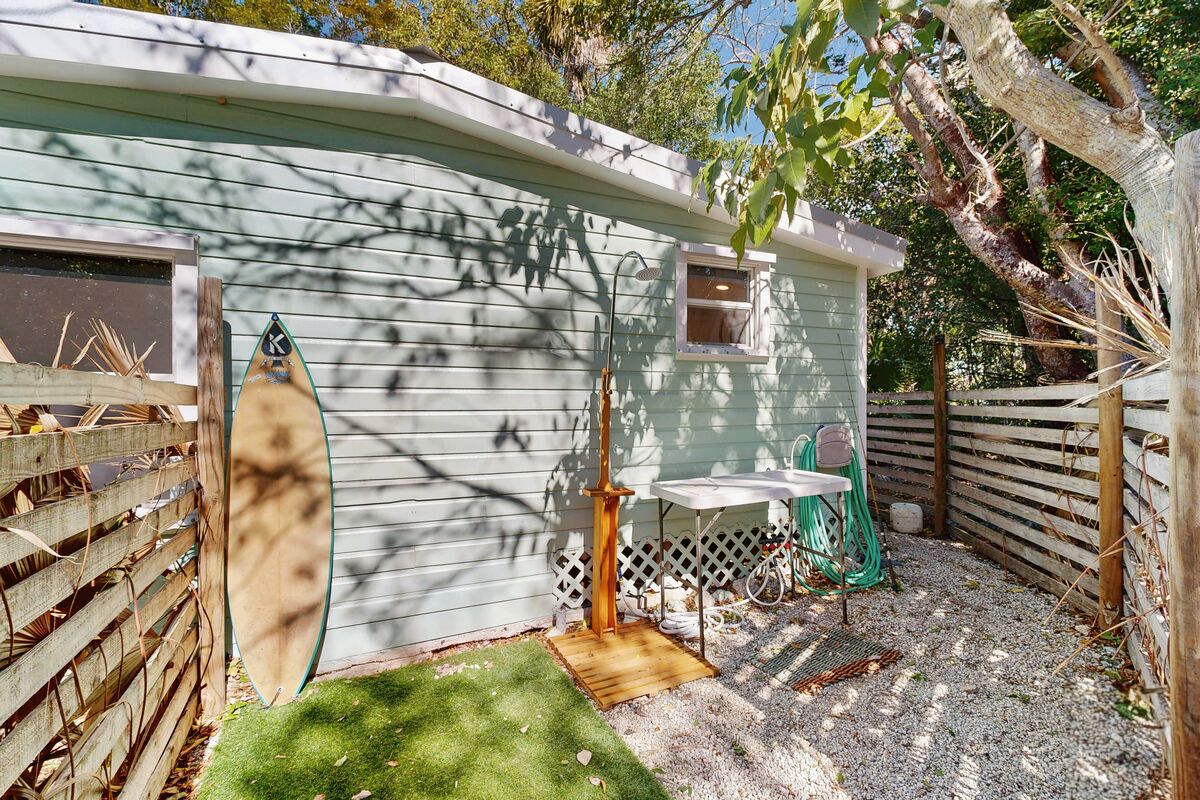 The Tree Lane Fish Camp: Pet-Friendly - Houses for Rent in Tavernier ...
