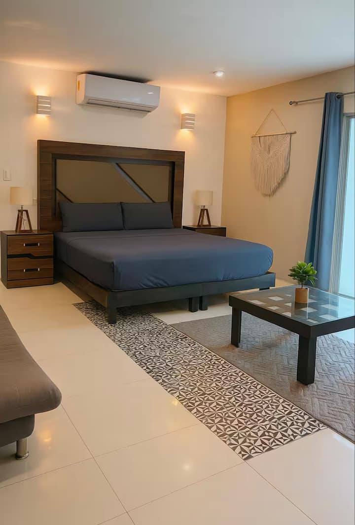 Cómoda Habitación Con Balcón Y Vista A La Piscina - Mérida