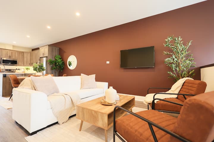 Luxurious Stay | Heart Of St. Catharines - St. Catharines
