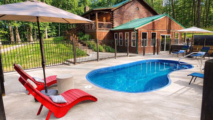 Heated Pool, Theatre, Hot Tub, Sauna, Fire Pit - Ohio