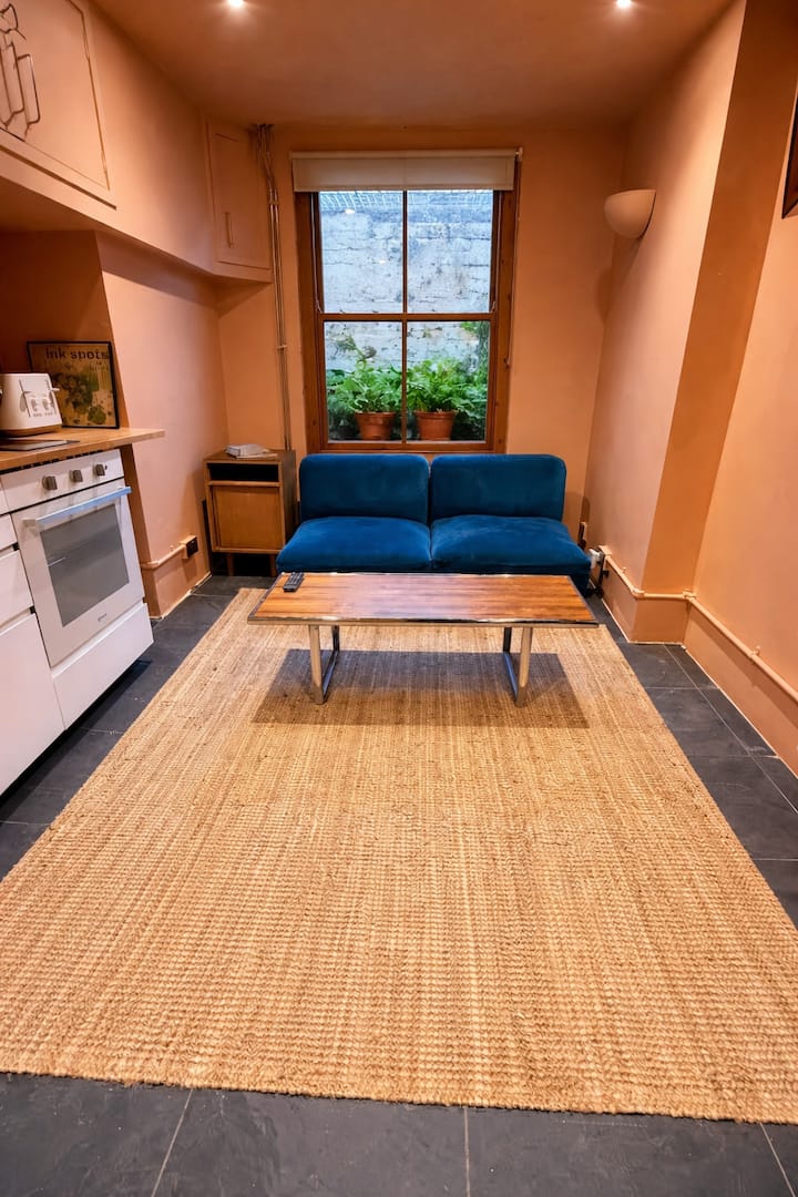 *Stylish Unique Flat * Central * Superhost* - Folkestone
