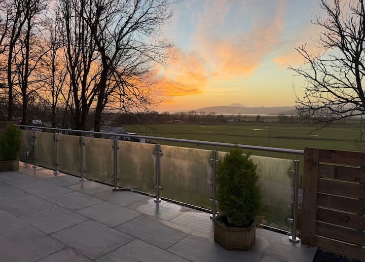 Tirionfa Holiday | Sea & Mountain Views Nr Harlech - Blaenau Ffestiniog