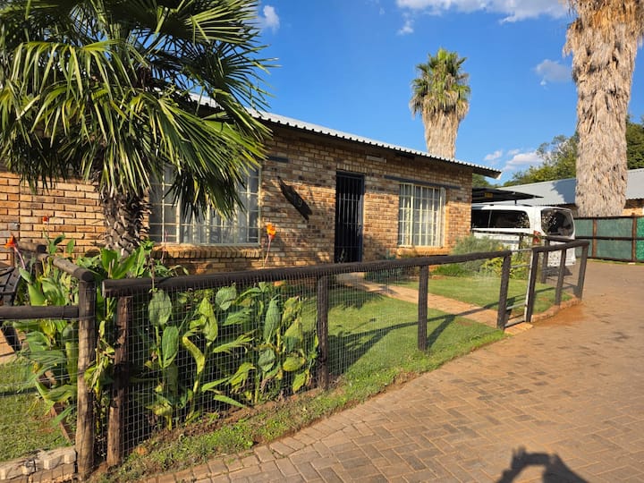 La Rose Self Catering - Potchefstroom