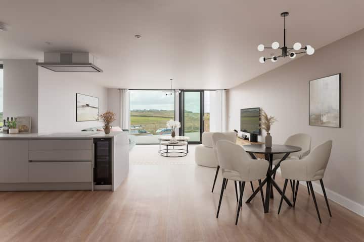 Lux Sea View Apt, Garden & 100m To Beach. Sleeps 6 - Stratton