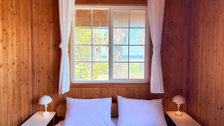 Family Lodge Near Aewol Beach (#206) - South Korea