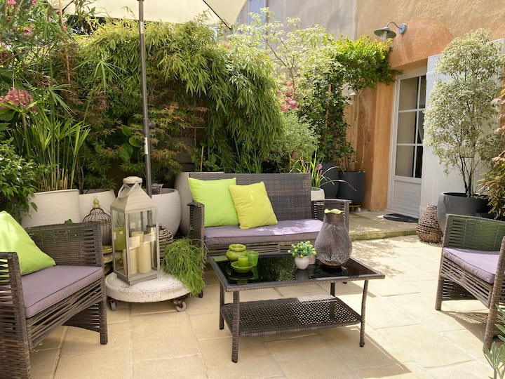 Centre Historique De Blaye, Chambre   «Référence&nbsp;» - Blaye