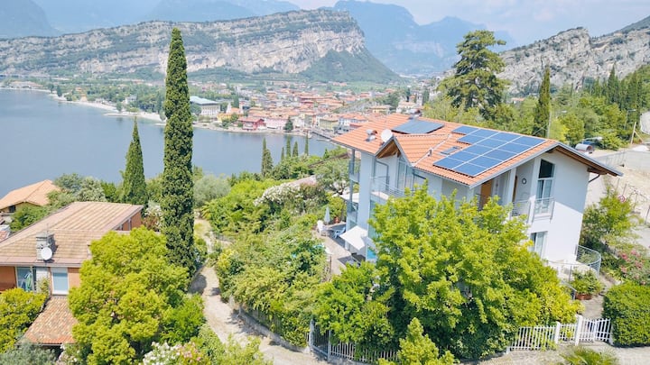 L'atelier è Appartamento Affacciato Sul Lago Garda - Italy