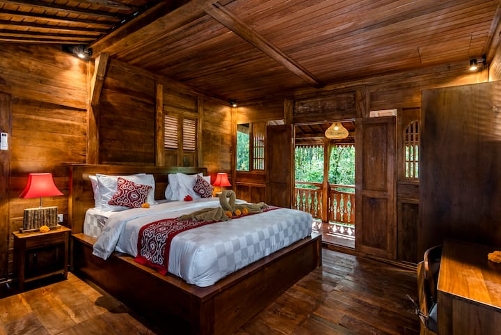 Wooden Serenity House” - Bali