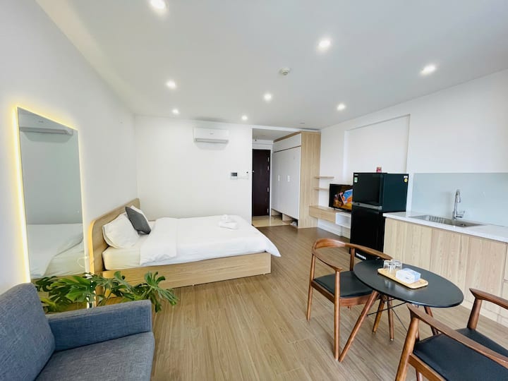 Studio Apt/ 35m2/ Tòa C2 C5/ Vinhomes D'capitale - China