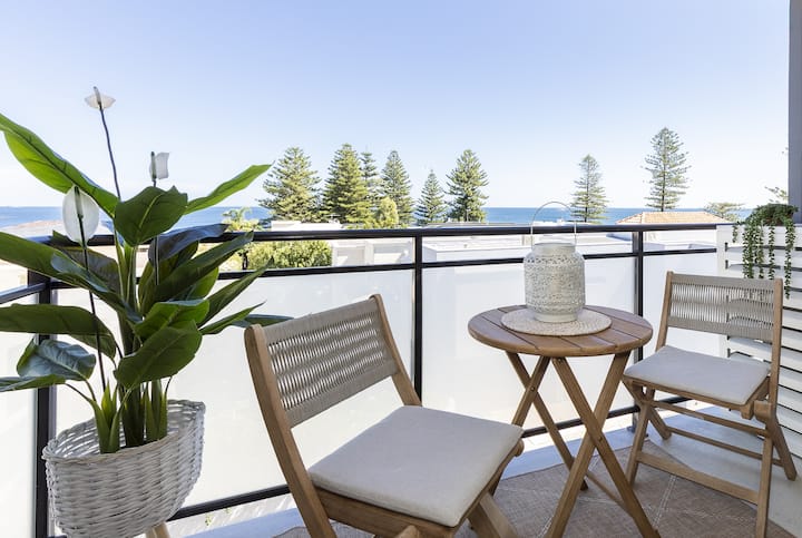 Eagle’s Nest Luxe – Endless Ocean & Sunset Views - コッテスロー