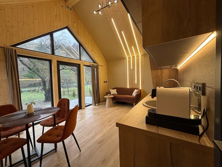 Flore's Garden Cabin In Bran - Bran