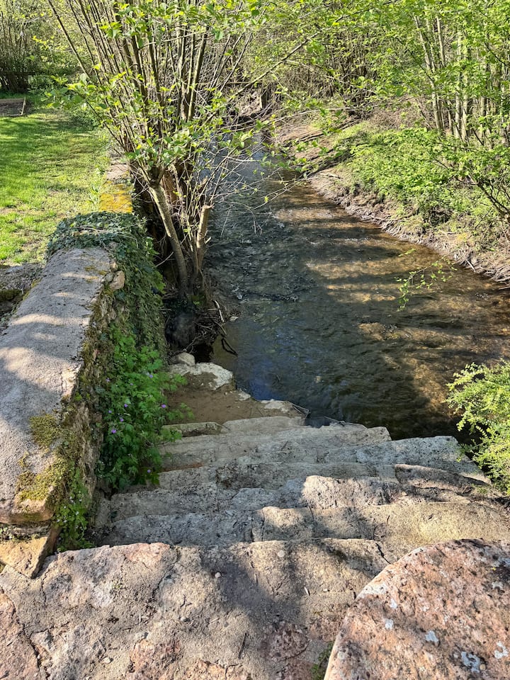 Ancien Moulin Au Cœur Du Vignoble - Mâcon