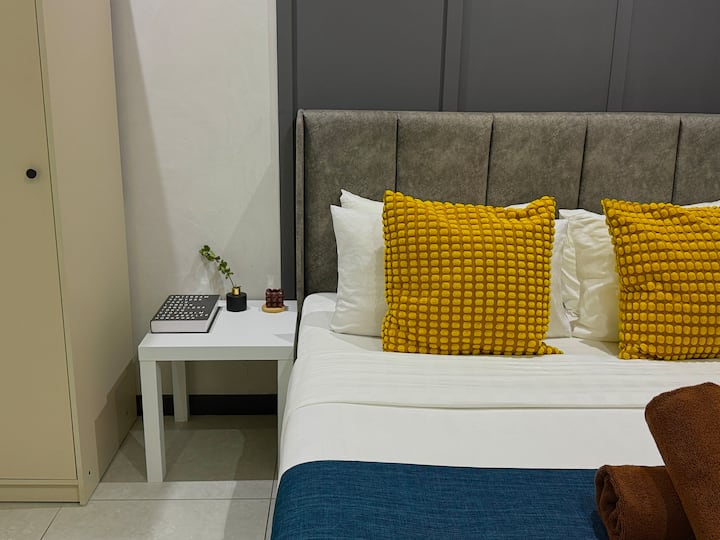 Compact Studio W Private Bath @ Neu Suites | Lrt - Kuala Lumpur