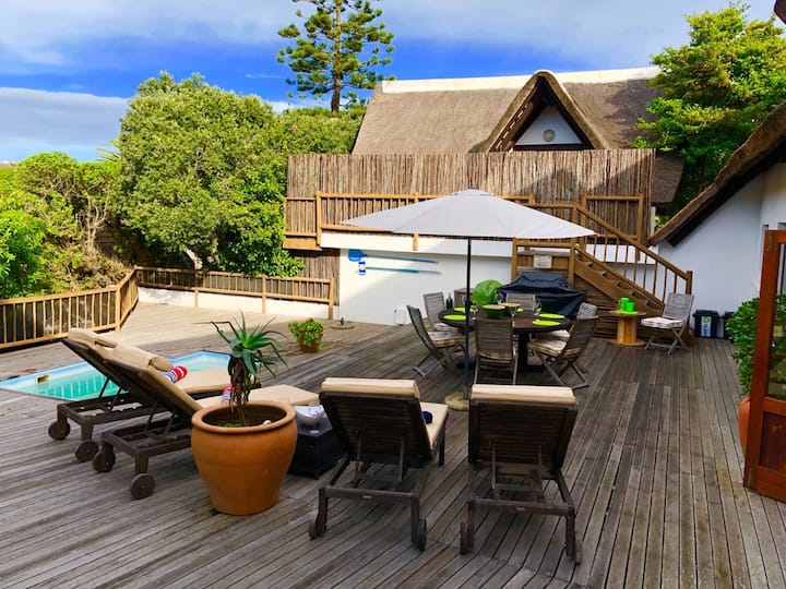 Cosy Village Home In The Heart Of It All - Cape Saint Francis