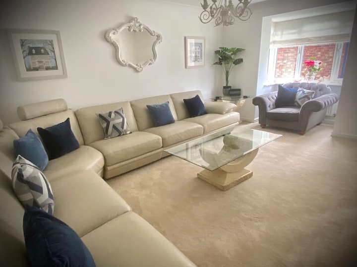 Coastal Hideaway Seahouses - 4 Bedroom - Nr Beach - Seahouses