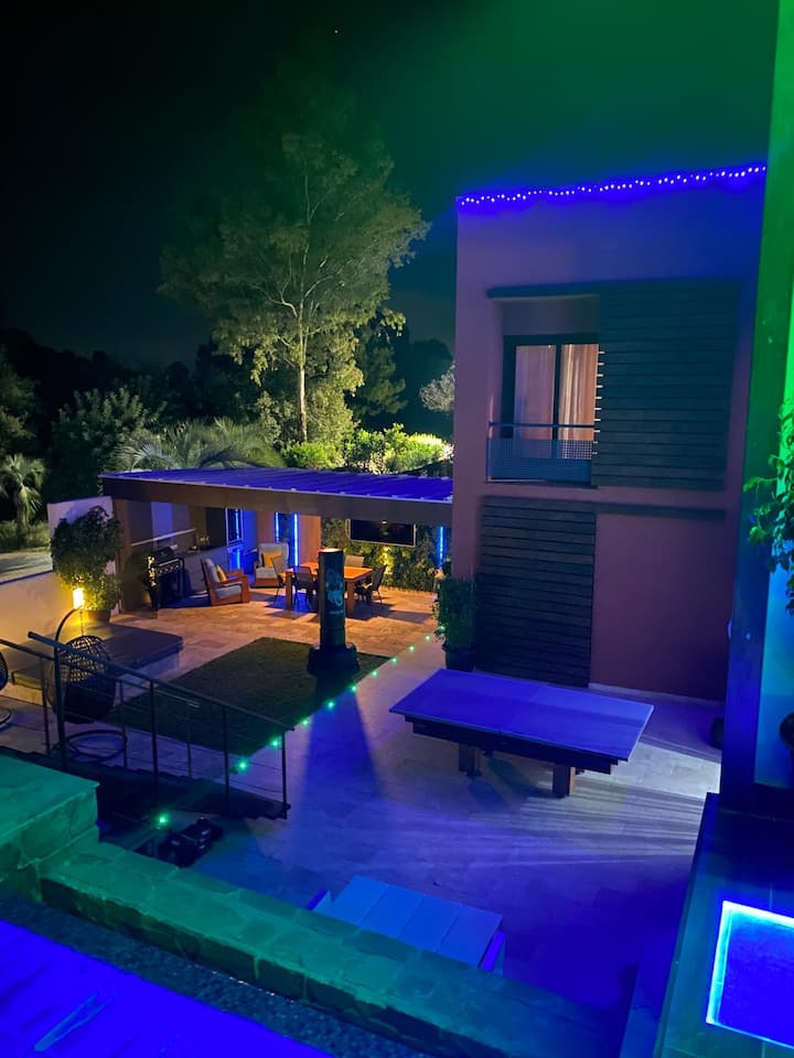 Luxury Villa In Benahavis - Costa del Sol