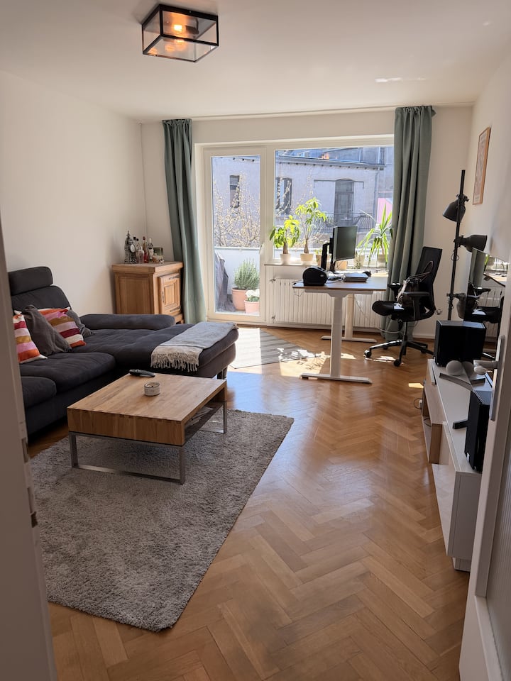 Luxus Wohnung In Beste Lage Mit Südbalkon - デュッセルドルフ