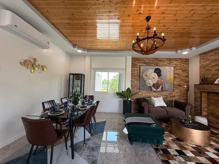 A Modern Vacation Home (3 Bedrooms 4 Bathrooms) - Buriram