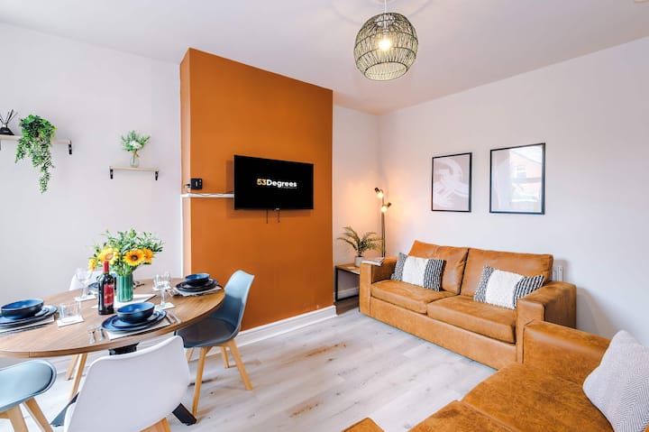 Perfect Modern 4 Bed In Crewe, Great For Business - Crewe