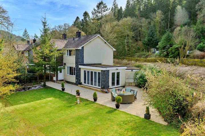 Dyffryn - Betws-y-Coed