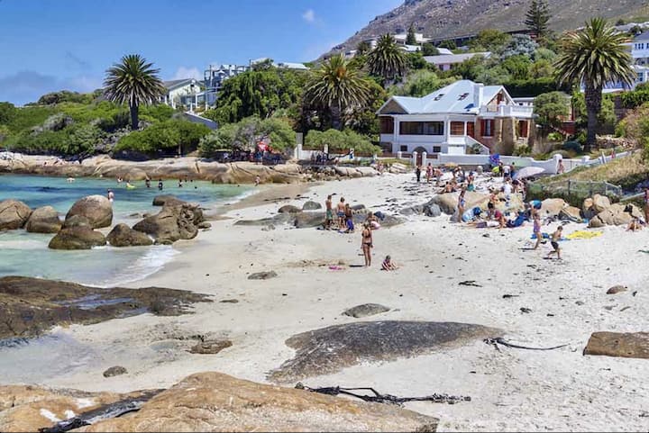 Family Budget Beachside Holiday Accommodation. - Cape Town
