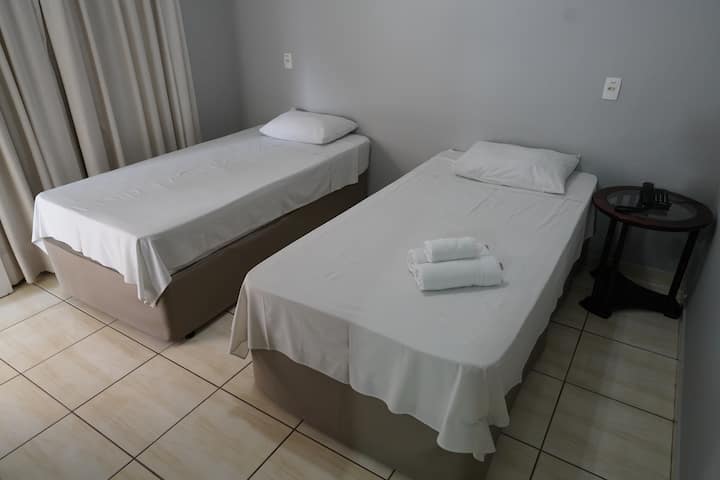 Flat Na Região Central De Alfenas - Alfenas