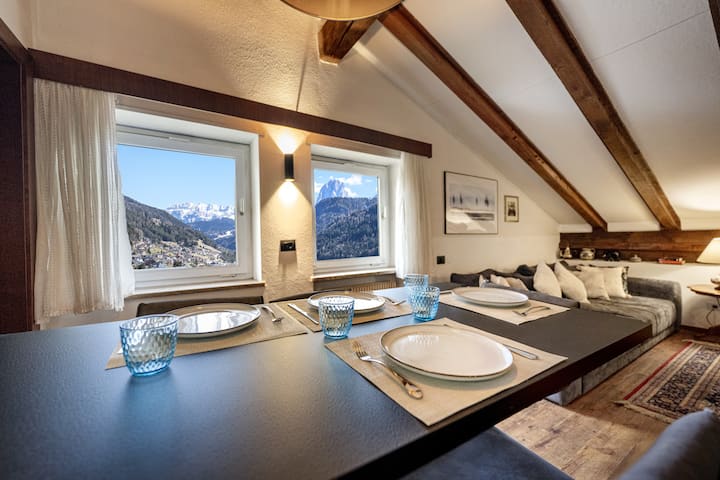 Attic Apartment 190a - Urtijëi