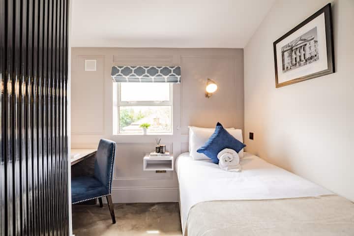 Modern Suite| Wifi, Tv & Comfort| First Floor - 都柏林