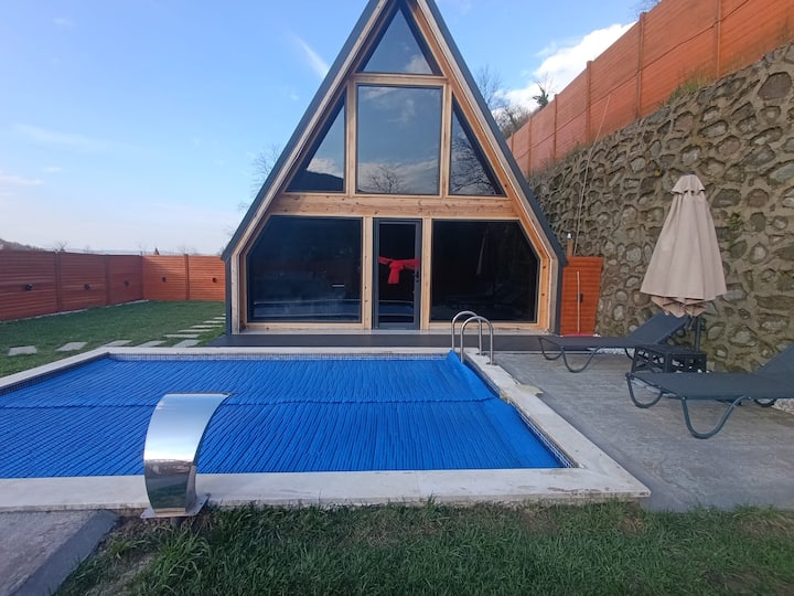 Damla3
Sıcak Su Havuzu,jakuzi,doğa Içinde Huzur - Sapanca