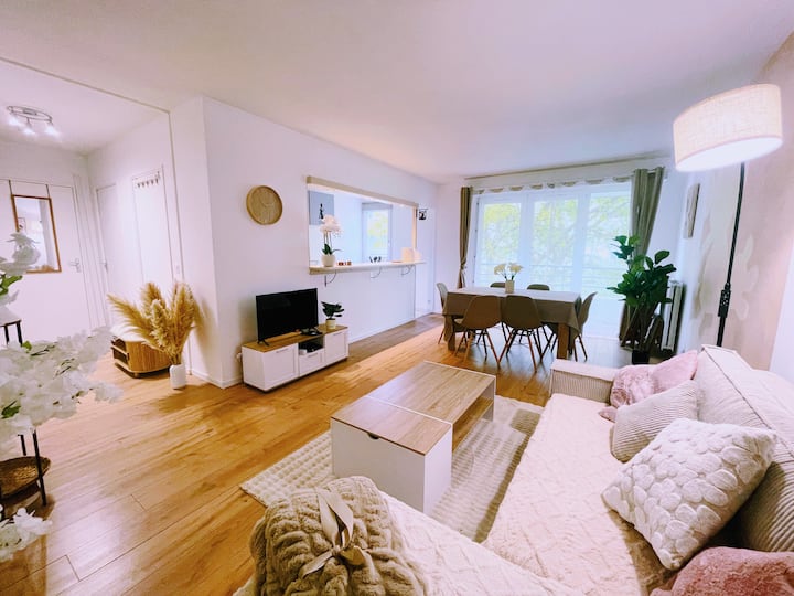 Le Voyage Enchanté - Disney- Paris - Université - Champs-sur-Marne